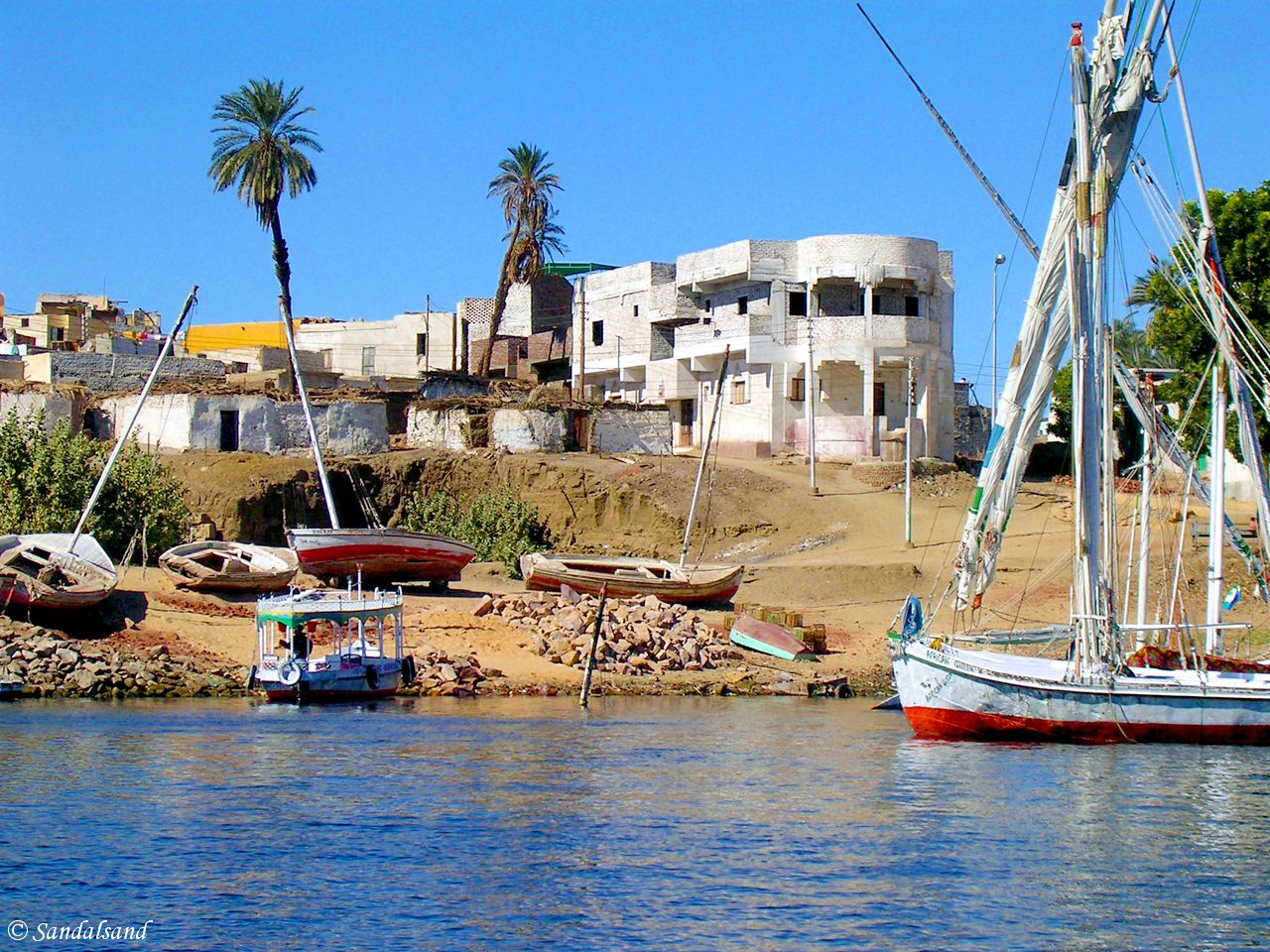 Aswan and the south | Sandalsand